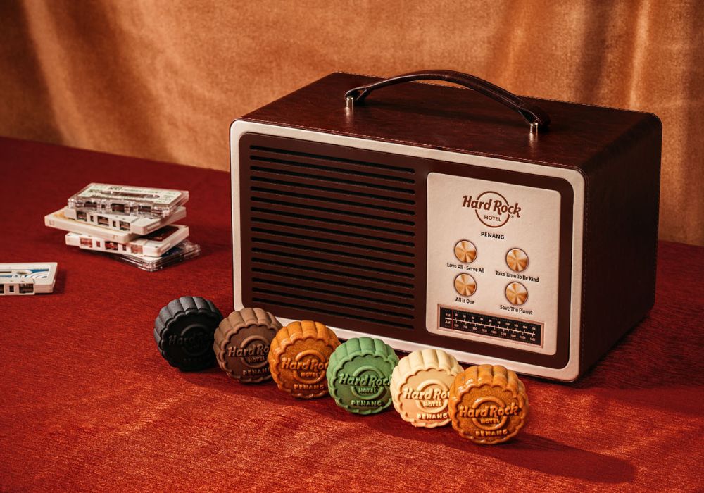 Only 500 Hard Rock Mooncake Boxes in Penang! - SmartDory